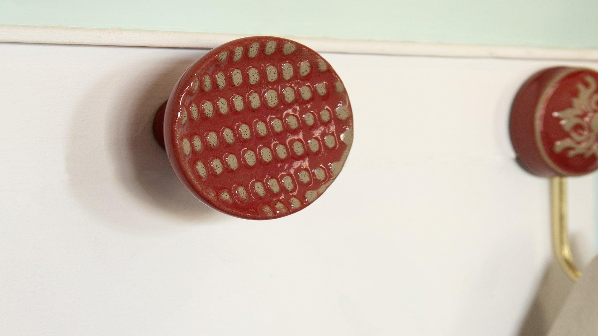 How Wall Hooks Can Be Used To Decor Your Kitchen – ellementry